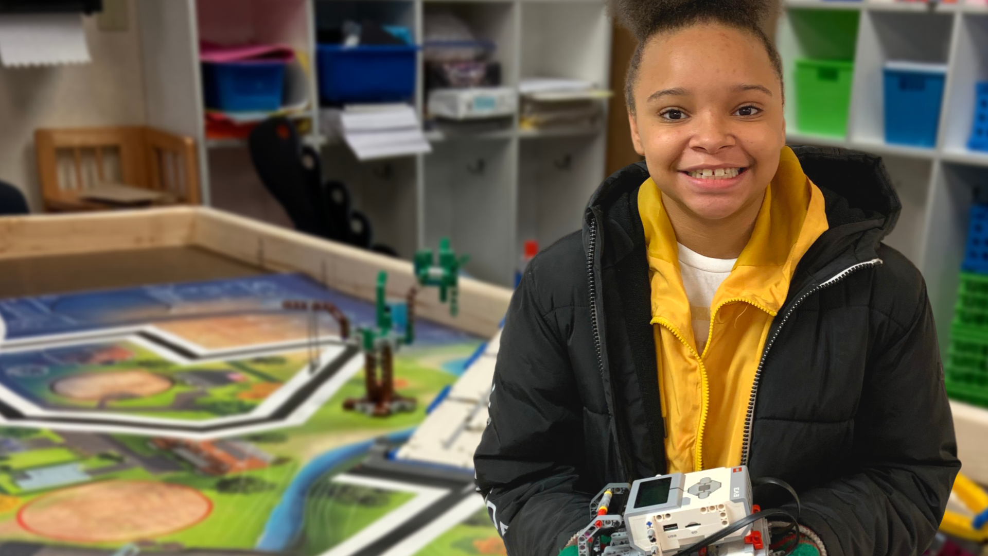 Kaliyah Gets to Build and Code Robots – TAF